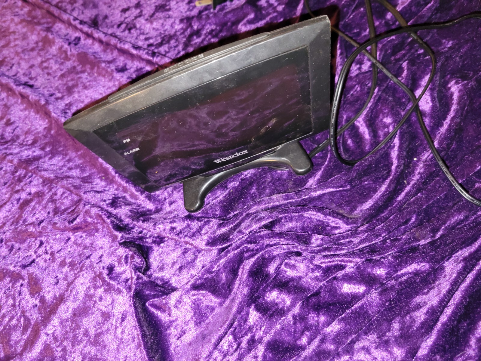 WESTCLOX Digital Clock Model # 70028 Intertek 3009531 Wall PlugPower ...