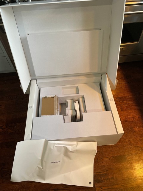 Apple Studio Display A2525 EMPTY BOX ONLY Packing For 27" Monitor ...