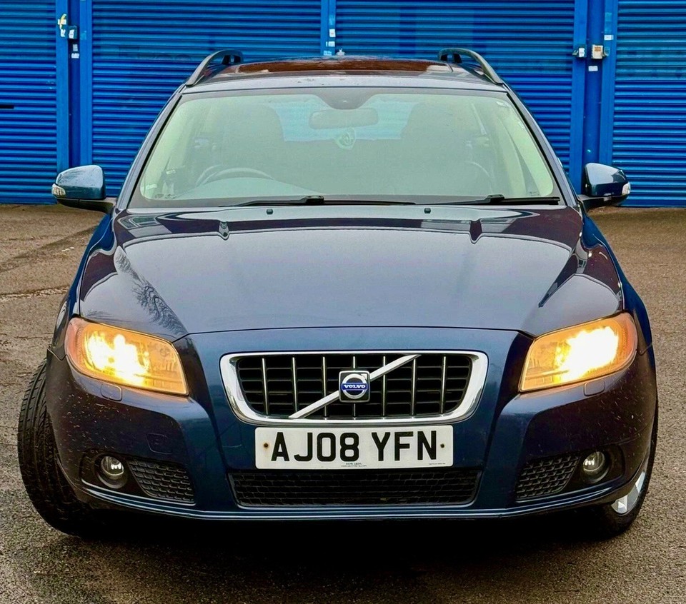 Volvo V70 2.5T SE Lux 2008 Petrol Automatic ULEZ exempt MOT Nov'26 ...