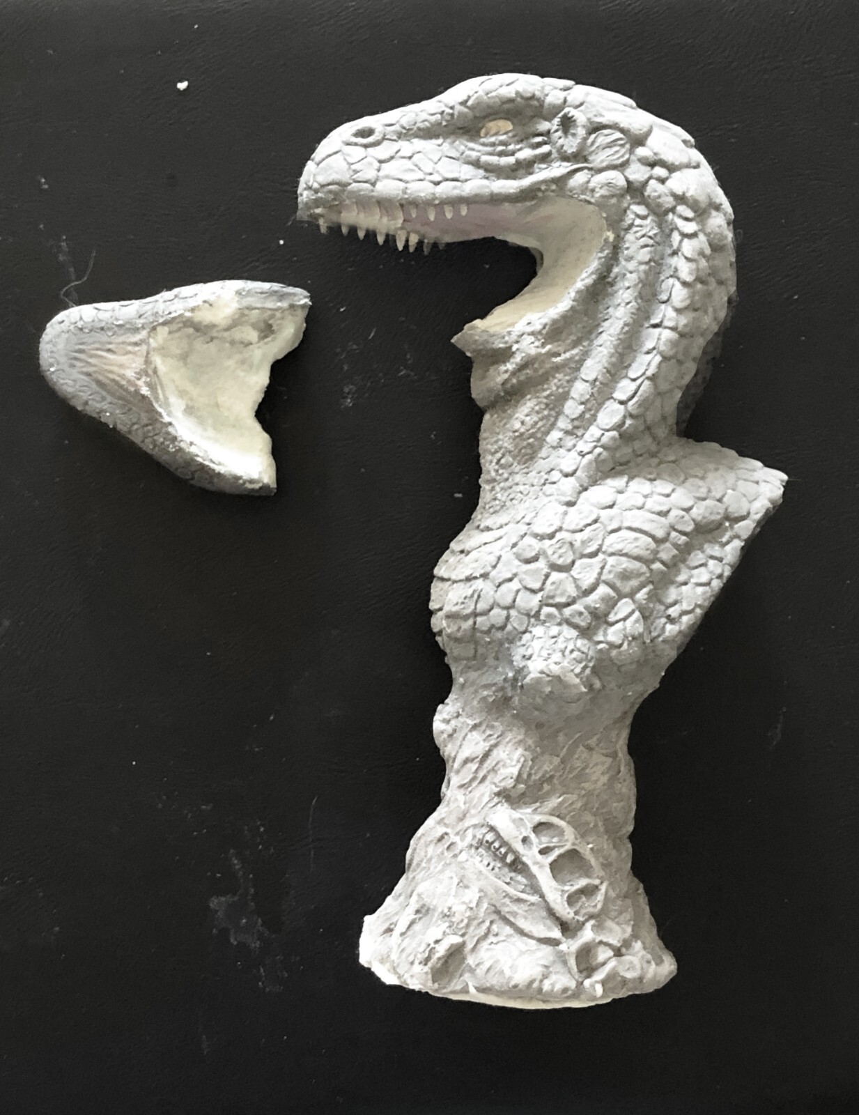 'One Million Years B.C.' Allosaurus resin bust model kit by Joe Laudati ...