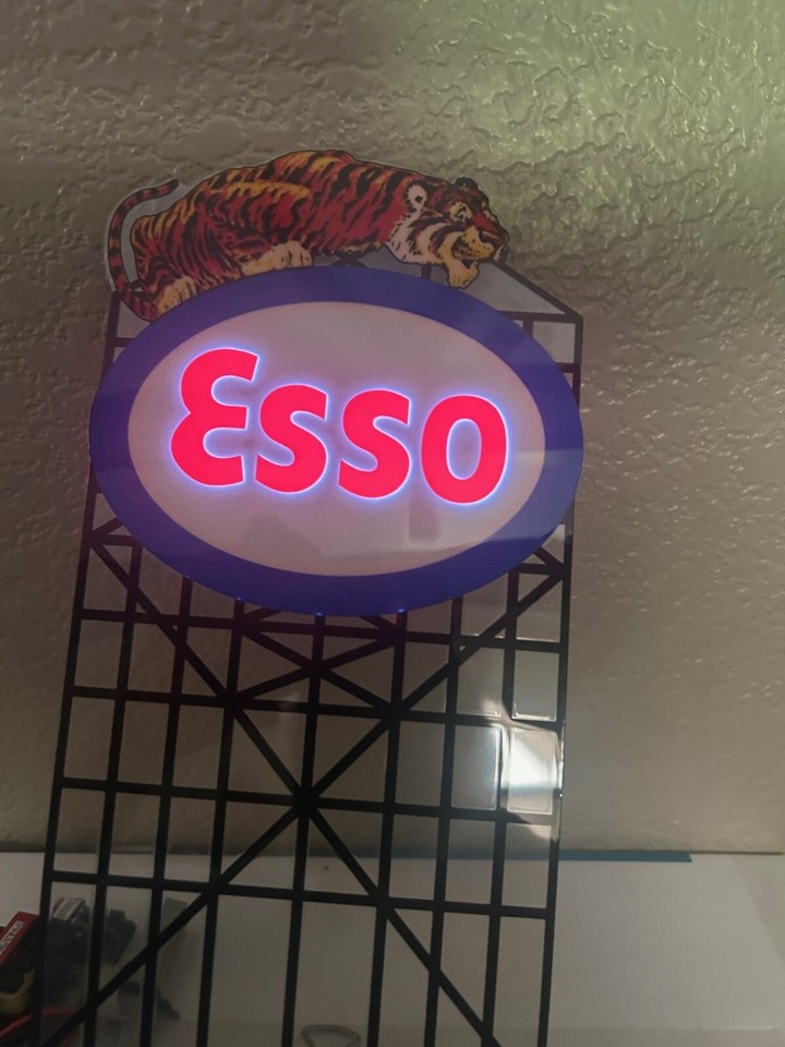 ESSO TIGER - ANIMATED NEON BILLBOARD SIGN HO Scale - PLUG-N-PLAY ...