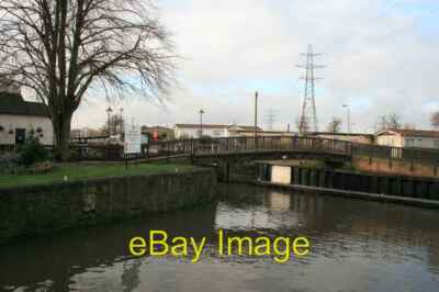 Photo 6x4 Entrance to Beeston Lock Beeston/SK5236 c2009 | eBay