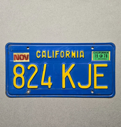 🐾1970 CALIFORNIA "PASSENGER" LICENSE PLATE (824-KJE) W/1978 RENEWAL ...
