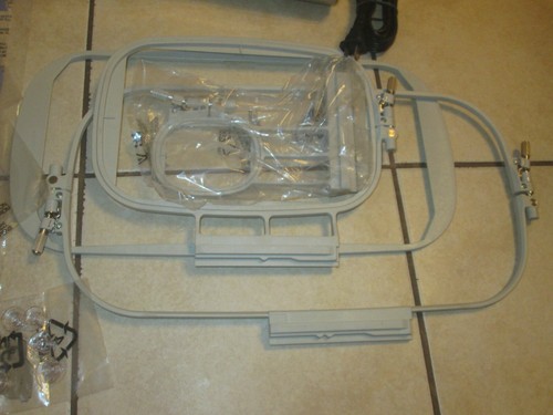 Baby Lock Ellegante 3 (BLG3) Computerized Sewing & Embroidery Machine ...