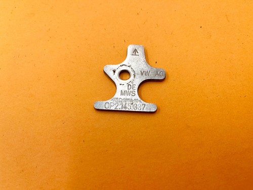 19-24 BENTLEY BENTAYGA SECURING PLATE COVER PANEL OEM | eBay