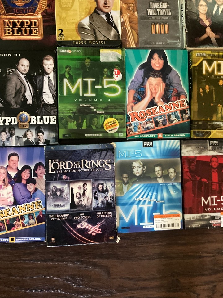 Huge Lot of Box Sets, NCIS, ELVIS, EMPIRE, NYPD BLUE MI-5, 30 ROCK ...