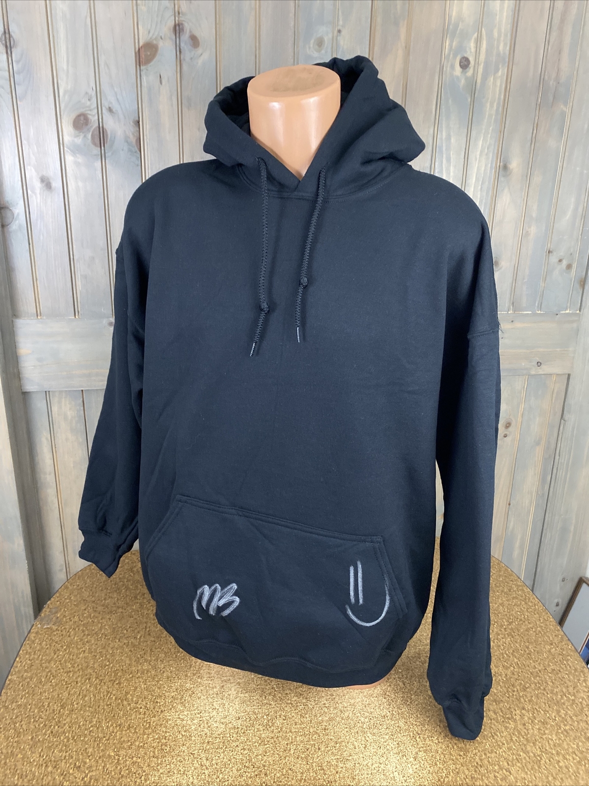 Mr. Beast Autographed Smiley Face Black Hoodie Sweatshirt XXL | eBay