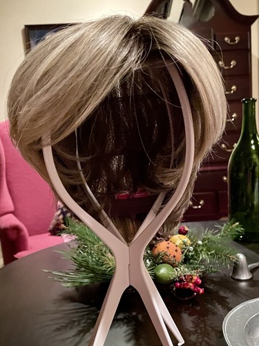 short blonde wigs for women Jon Renau Size Average. Shaded praline ...