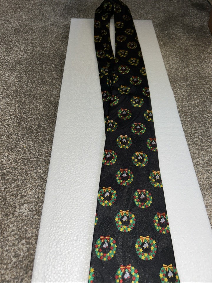 Steven Harris Mens Christmas Holiday Tie With Wreaths | eBay