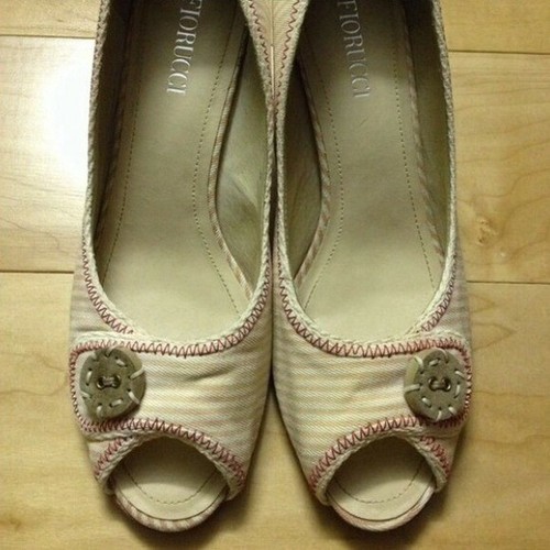 MSRP $150 Fiorucci Italian Cream Ivory High Heels EU Size38 / US Size 8 ...