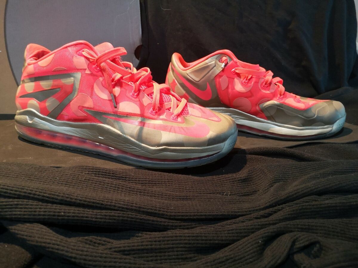 Nike Lebron 11 XI Low Maison Du Collection 683256-064 Polka Nike Lebron 11 XI Low Maison Du Collection 683256-064 Polka