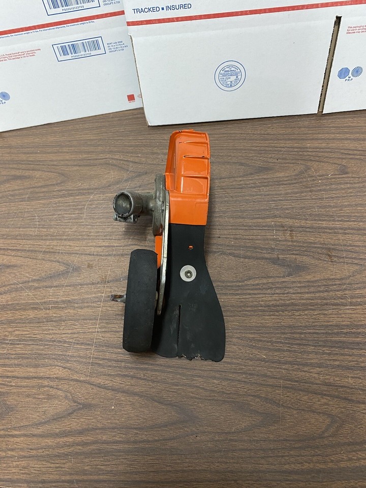 STIHL FC KM CURVED SHAFT Edger Attachment Fits Many Models Read FC90 ...