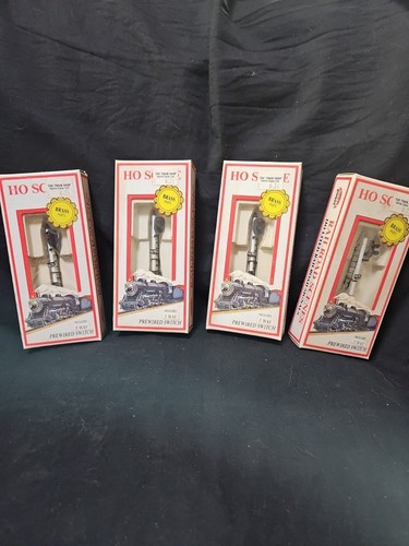 4 HO SCALE PREWIRED SWITCH 3 WAY 1675 &1676 LITED RAILROAD SIGNALS | eBay