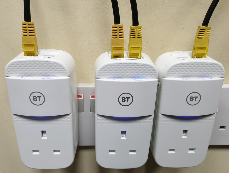 3 x BT Mini Connectors v2 VERSION 2 1000Mb GIGABIT Powerline Adapters ...