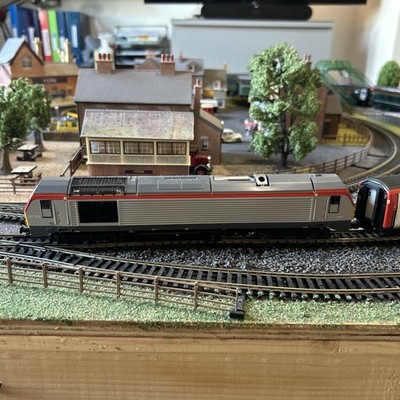 Hornby TFW Transport for Wales,Class 67 + DVT + 4 Coaches Brand New ...