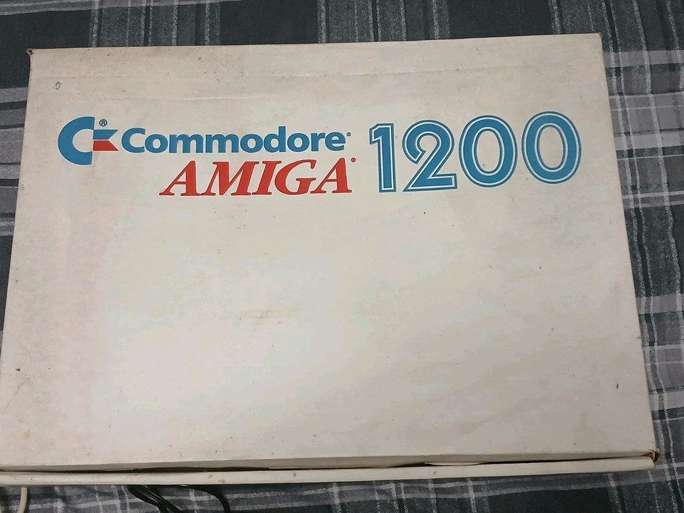 Commodore Amiga 1200 Console, With Joysticks And Original Power Supply ...