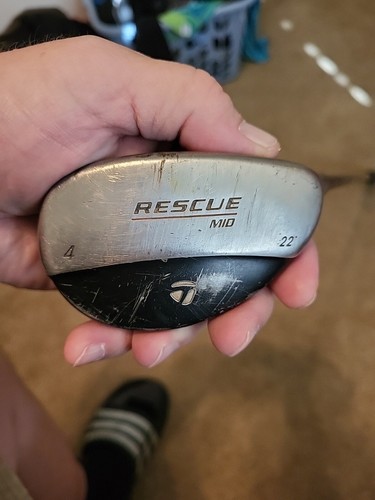 TaylorMade rescue mid Hybrid, 4 22° R Flex 39.5 RH Utility Club Golf ...