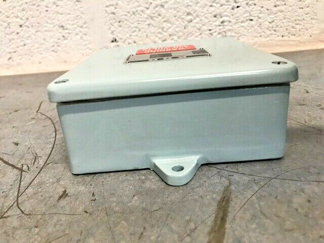 KDG Pressure Switch SP1005 0-250 16F/in2 440AC 5A 5930-99-663-7716 ...