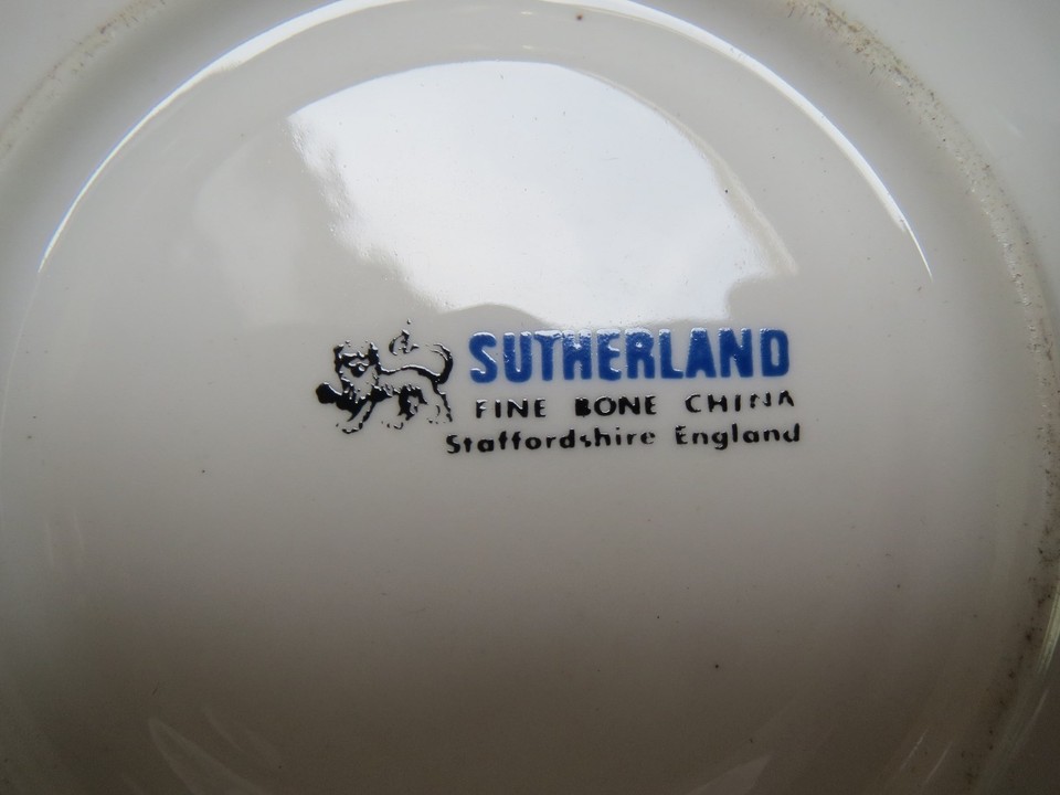 SUTHERLAND BONE CHINA - CUP AND SAUCER - TAN AND RED ROSES | eBay