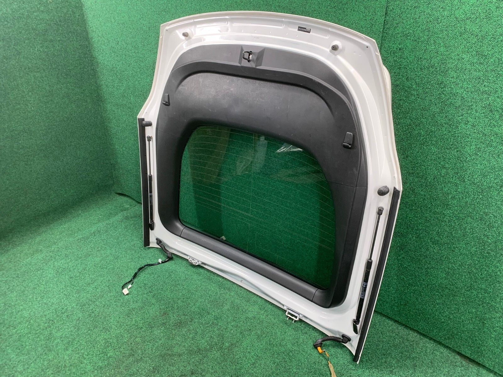 2009-2020 Nissan 370Z Coupe Liftgate Back Door Shell Panel W/Glass OEM ...