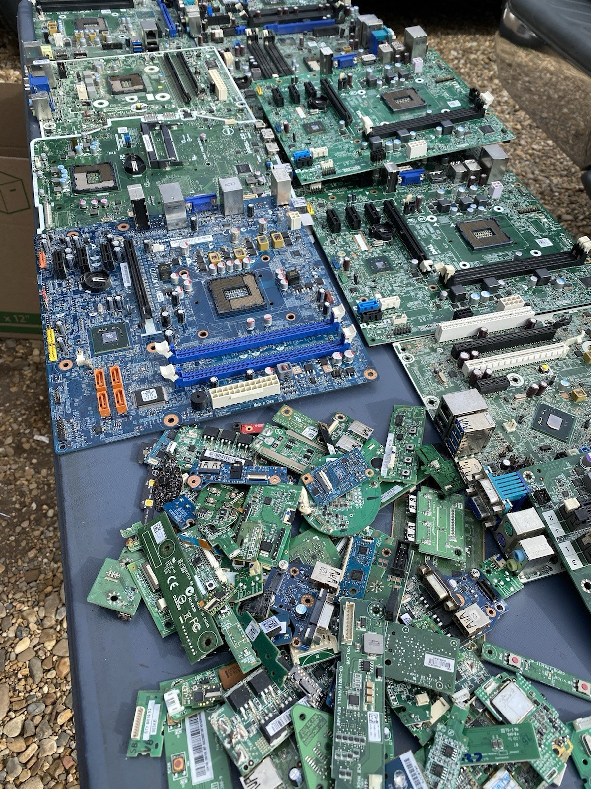 28 LBS Nice Computer Boards & Telecom Board Gold Scrap Recovery PCB | eBay