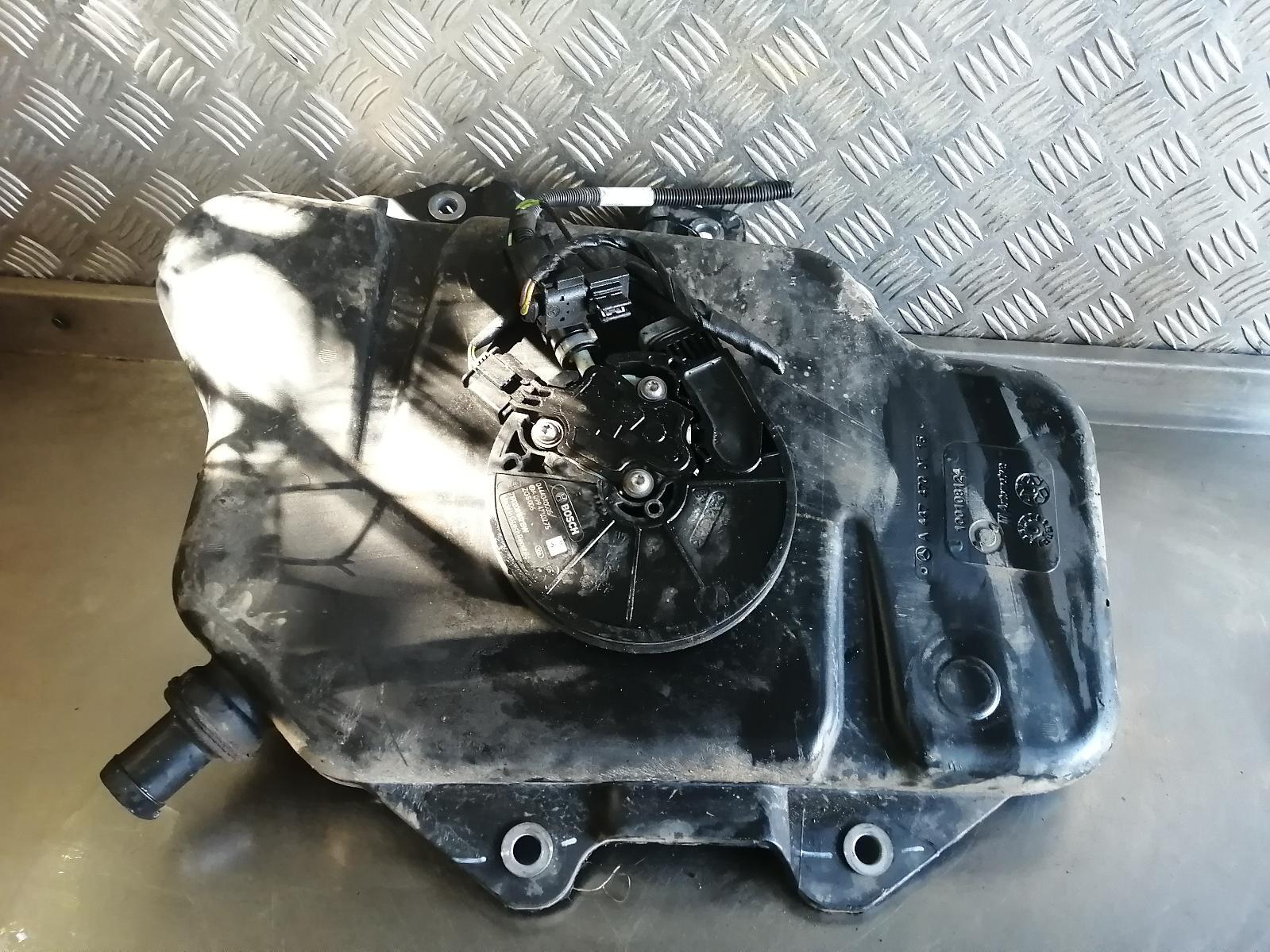 MERCEDES-BENZ VITO W447 ADBLUE TANK A0994710275 / A4474700115 / KL8871 ...