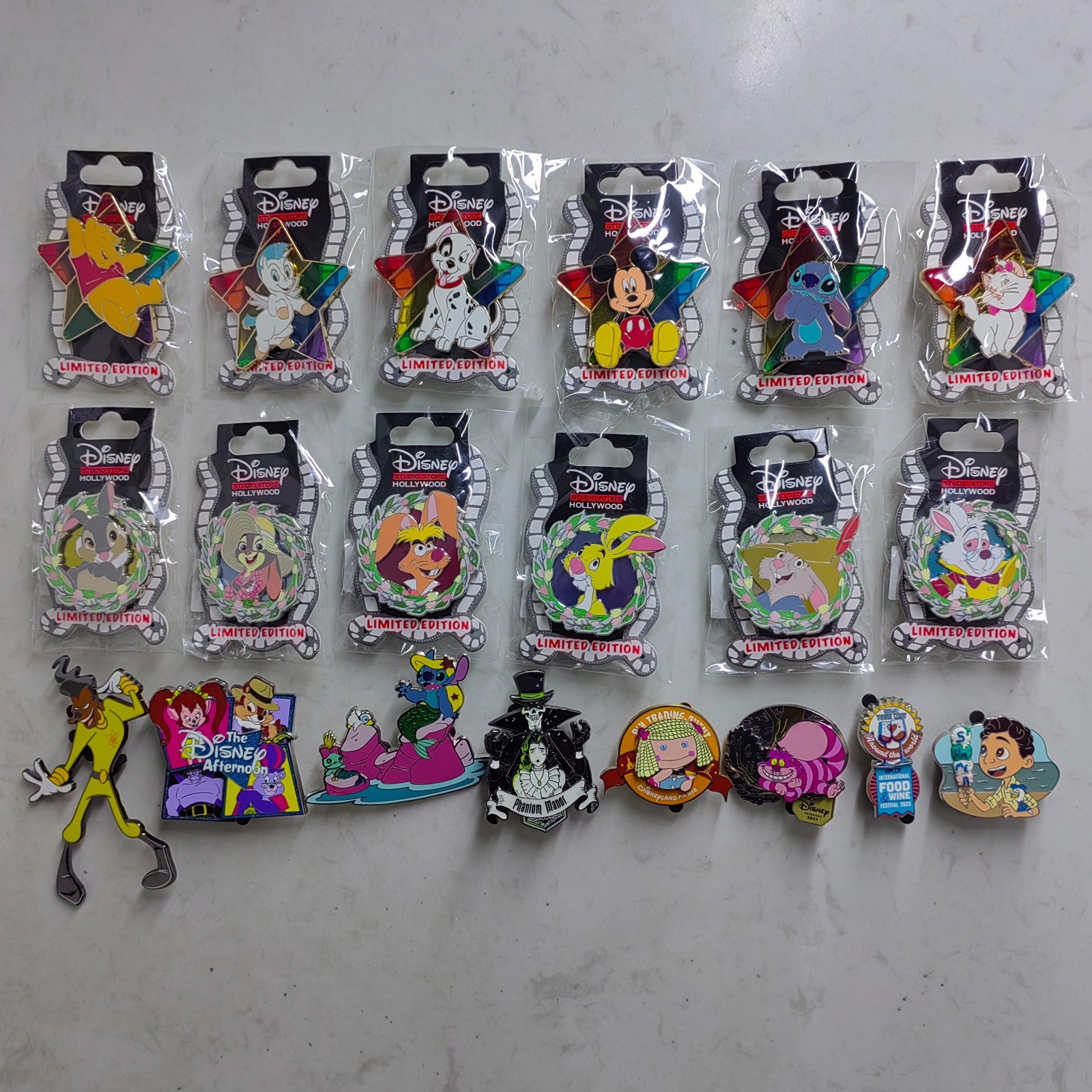 Disney exchange badges come in groups of 20 pins | eBay