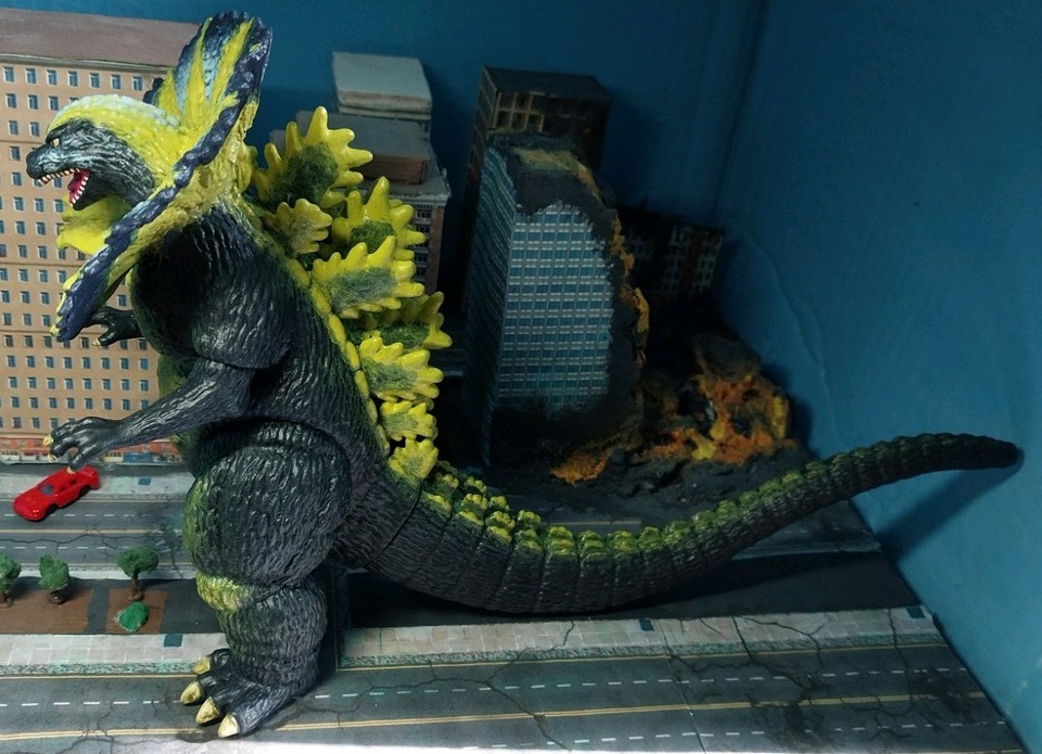 Custom Jirass 6" Vinyl Figure Godzilla '95 Repaint Bandai Ultraman ...