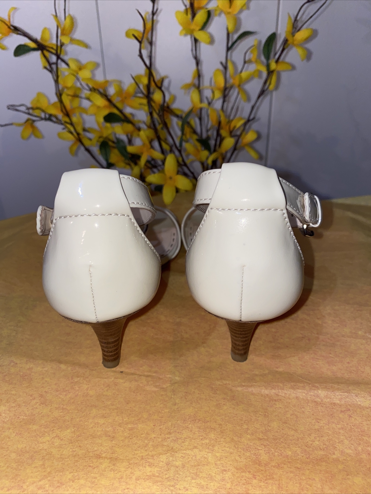 Coach Inez Ivory Patent Leather T-strap Heels 6.5 B S… - Gem