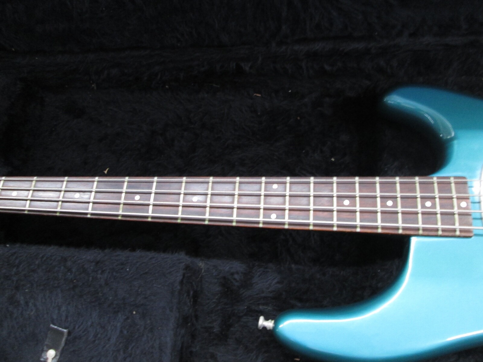 VINTAGE 1983 GUILD SB-202 Blue, Excellent, BASE GUITAR. W/ HARD CASE ...