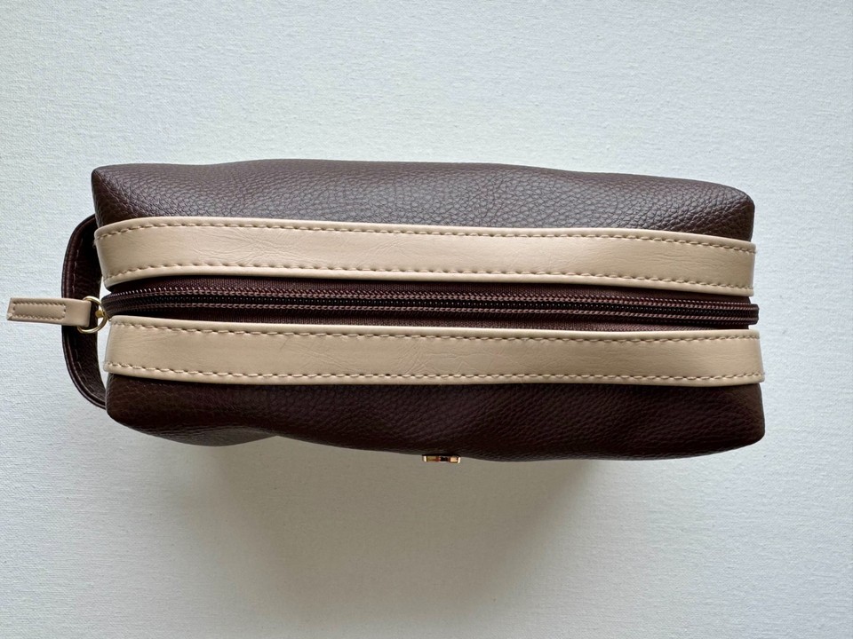 Emirates First Class Men's Amenity Kit Bvlgari Le Gemme TYGAR Eau de ...