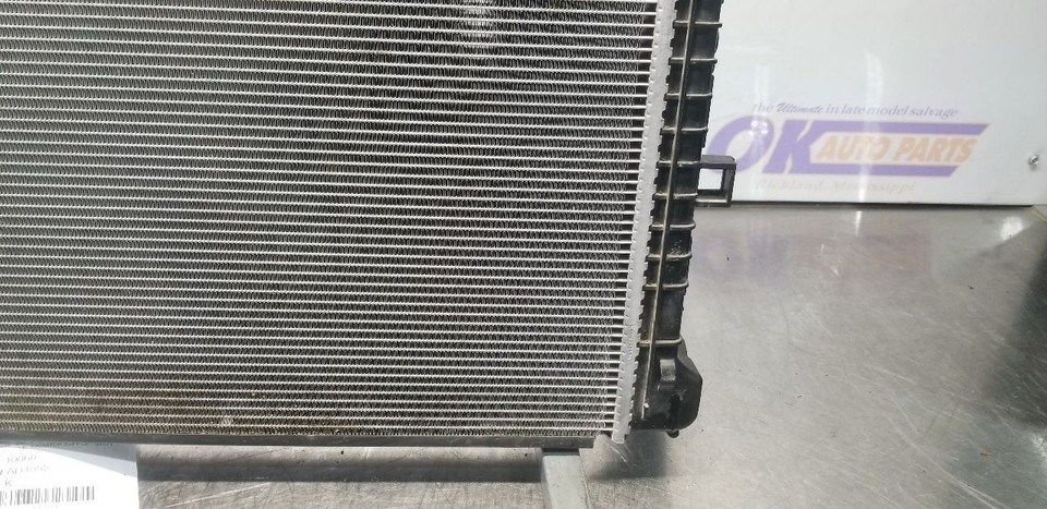 19 MERCEDES BENZ AMG C63 W205 4.0L ENGINE COOLANT RADIATOR 0995000501 ...