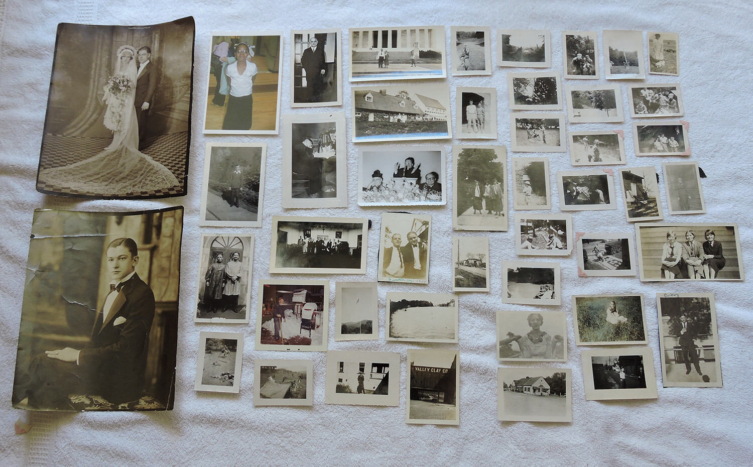 VINTAGE SNAPSHOT PHOTOGRAPHS LARGE LOT SIZES VARY | eBay