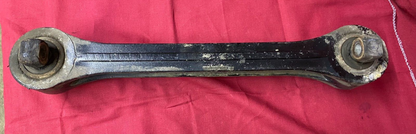 KENWORTH TORQUE ARM, ROD, K195-472, ARM IS GOOD, BUSHINGS NEED REPLACED ...