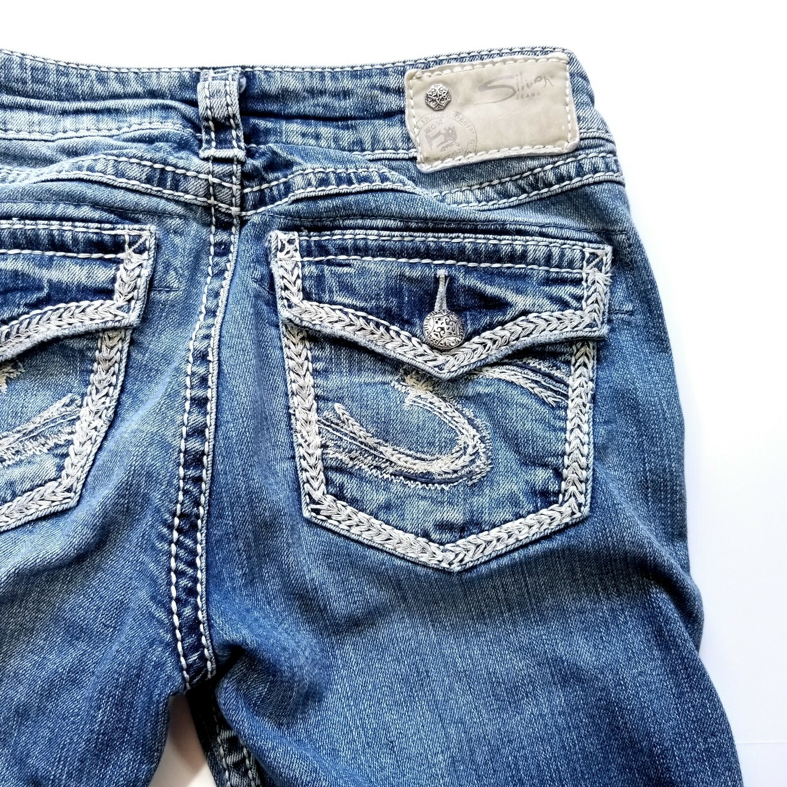 Silver Jeans Suki Flap 17" Thick Stitch Embroidered - Gem