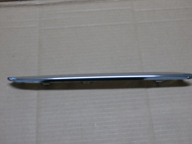 MERCEDES BENZ C Class W205 Chrome Bar Molding Right A2058880673 Genuine ...