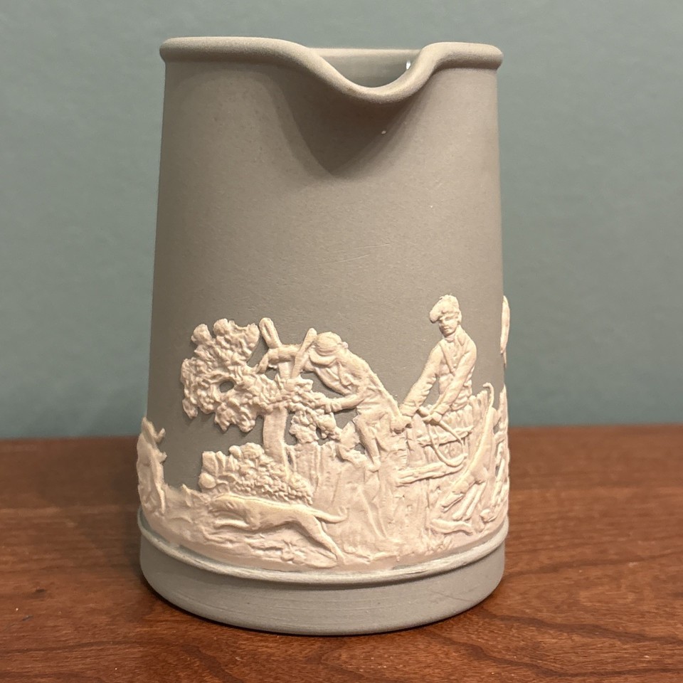 Vintage Dudson Hanley Green Jasperware 4”Creamer Hunting Scene Horses ...