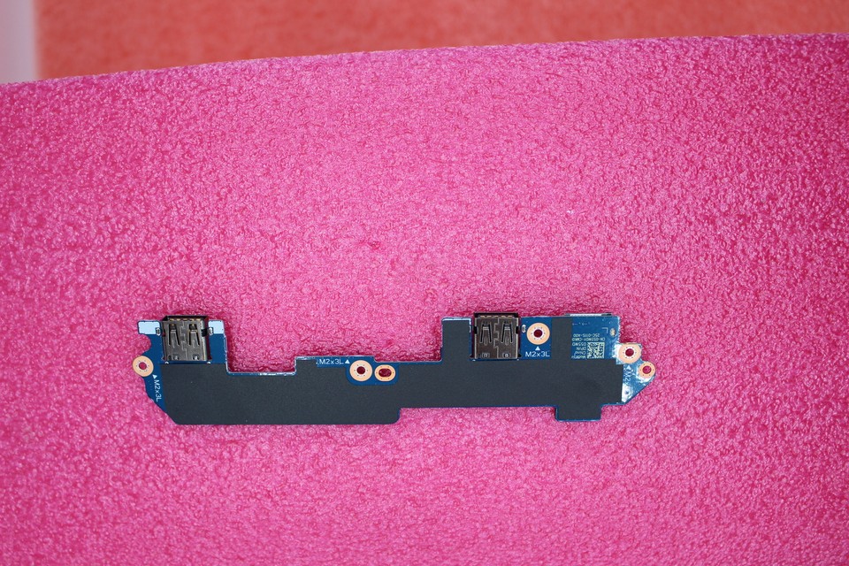 Dell Alienware X17 R2 USB and SD Card Reader Board | eBay