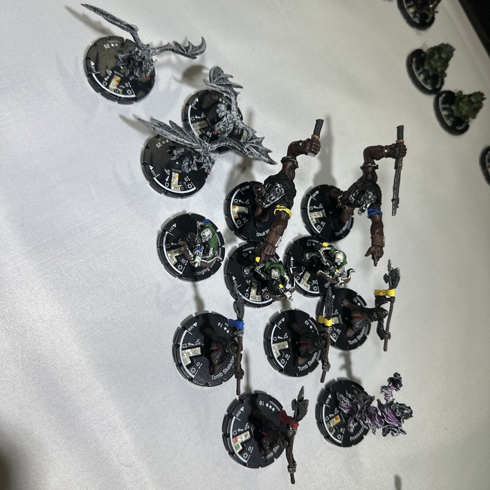 Dungeons & Dragons Big Lot Painted Miniatures Mixture Golems Undead ...