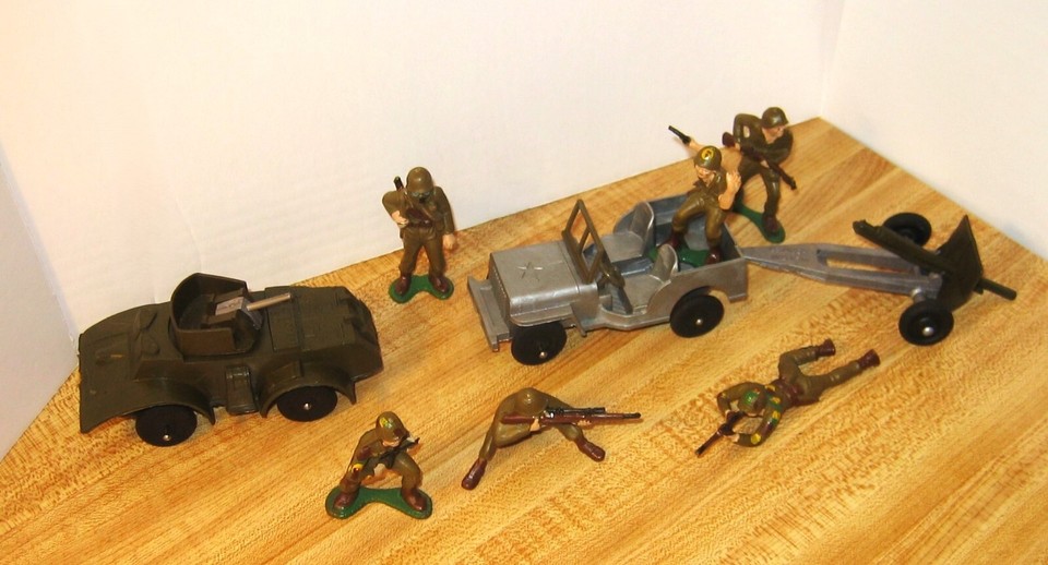 Vintage WW2 US Army Toy Infantry Men w Jeep/Howitzer/Armored Car-1950's ...