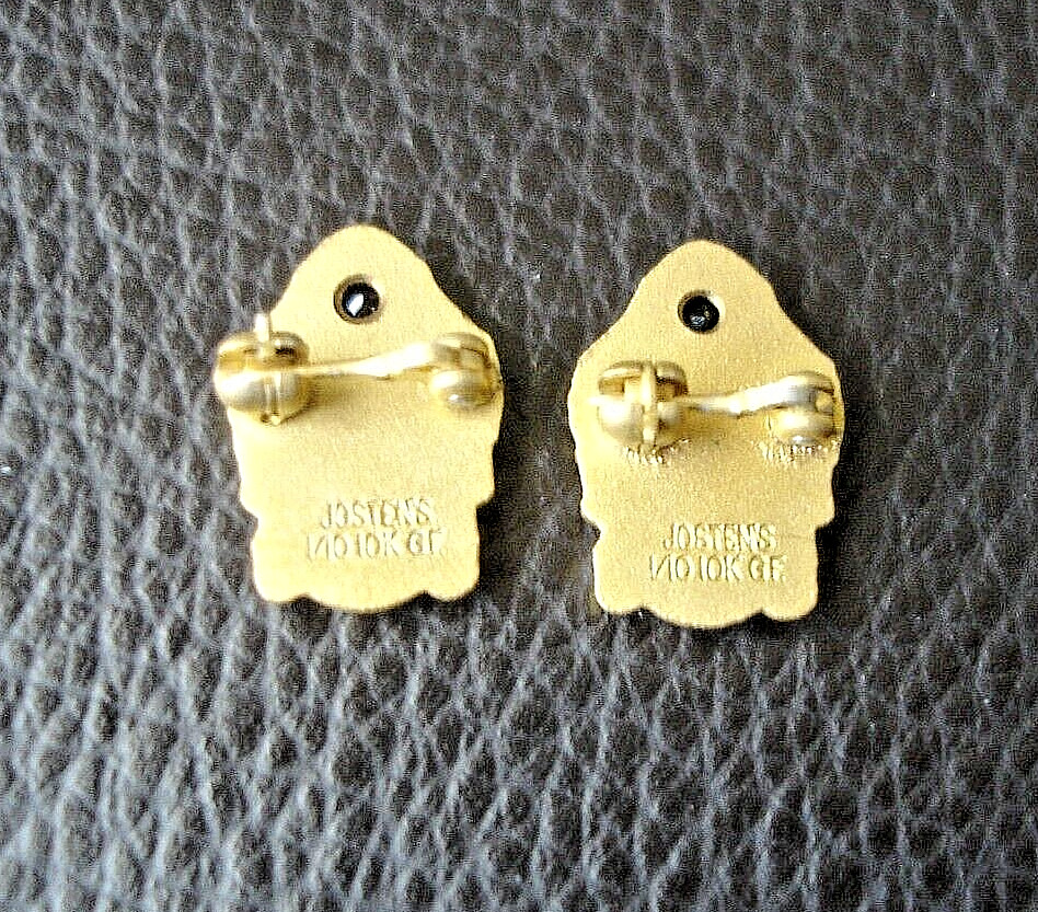 Two Josten's Hilton Hotel Gold Pins Ten & Fifteen Yea… - Gem