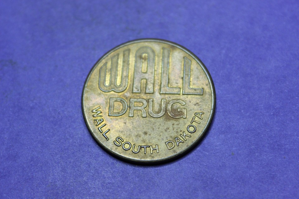 TOKEN-MEDAL-BADLANDS NATIONAL MONUMENT-WALL DRUG-SOUTH DAKOTA | eBay