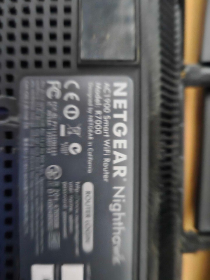 NETGEAR Nighthawk AC1900 Smart WiFi Router Dual Band Model R7000 Free ...