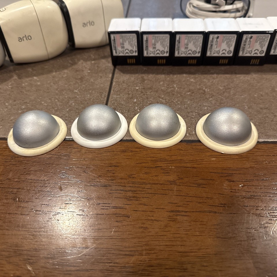 Arlo Pro HD Wire Free 5-pack VMC4030 Camera Security System Bundle w ...