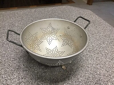 Vintage Mirro Aluminum 7 Star Colander Strainer - 9” Diameter 3 Footed ...