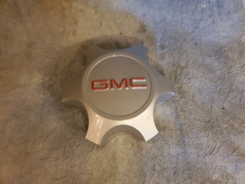 1 OEM 13-17 red lettered 6 lug GMC Acadia alloy wheel center cap USED ...