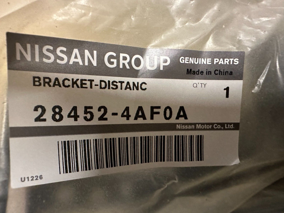 NEW OEM NISSAN FRONT DISTANCE SENSOR (RADAR) MOUNT BRACKET -2016-2019 ...