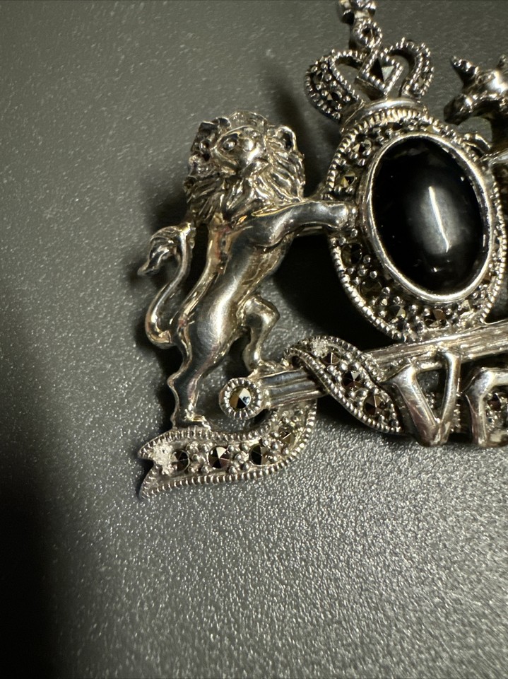 Vintage Royal Coat Of Arms Of Queen Victoria’s Sterling Onyx Marcasite ...