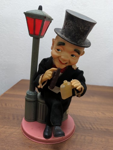 Vintage Good Time Charlie Battery Operated Toy Man By Lamp Post Tin Bar ...