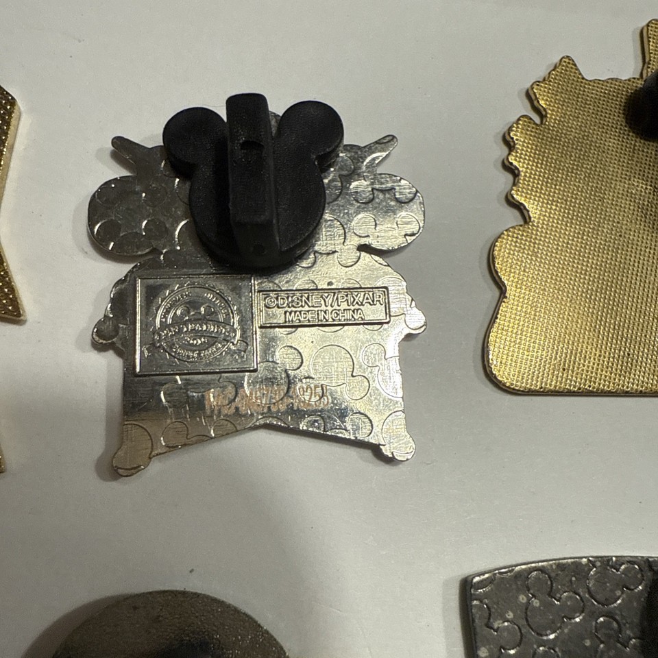 Who Framed Roger Rabbit Jessica Pin Lot Disneyland Pin Lot Of 6. | eBay